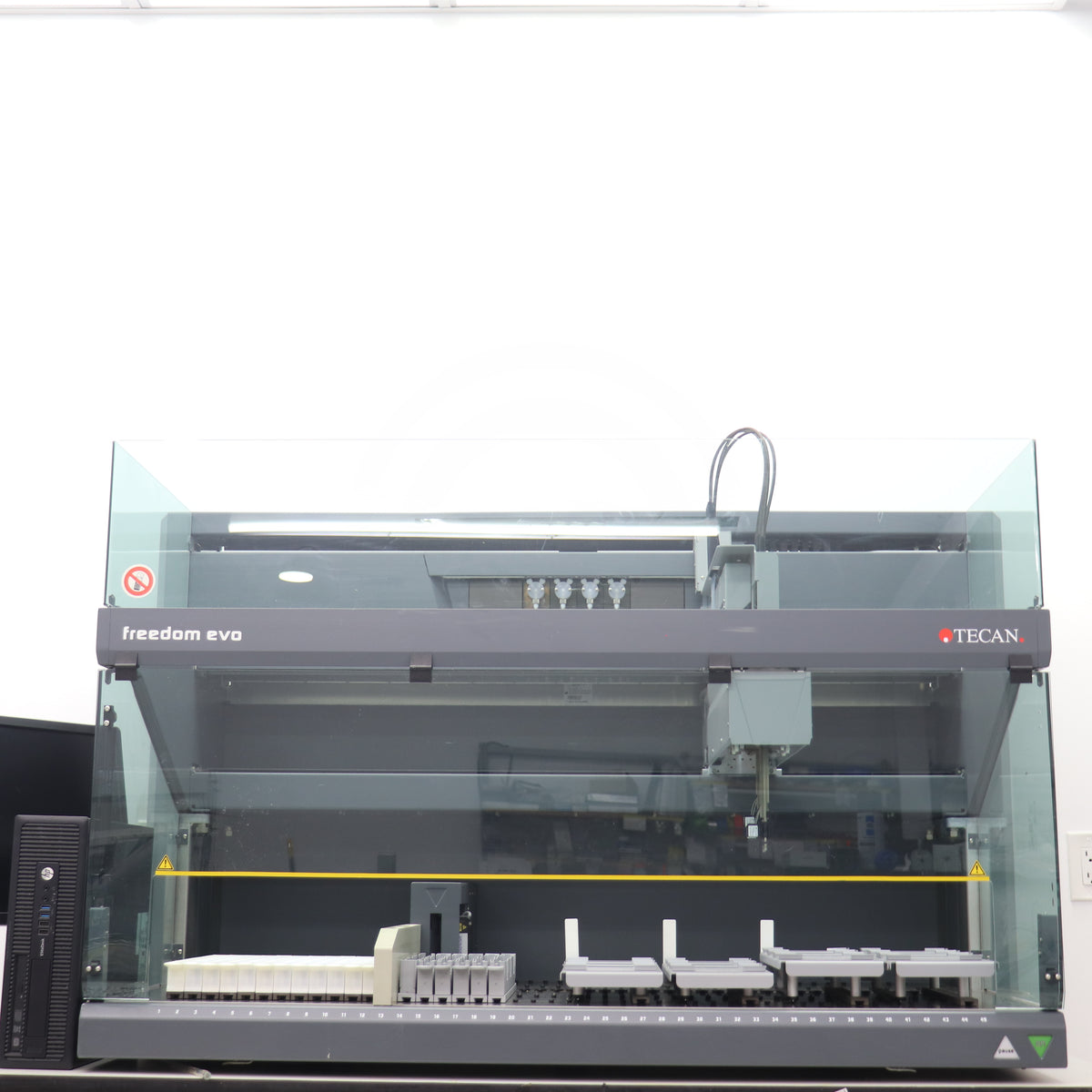 Tecan Freedom EVO-2 150 HID EVOlution Liquid Handler System w/ Softwar – AmpTech Instruments