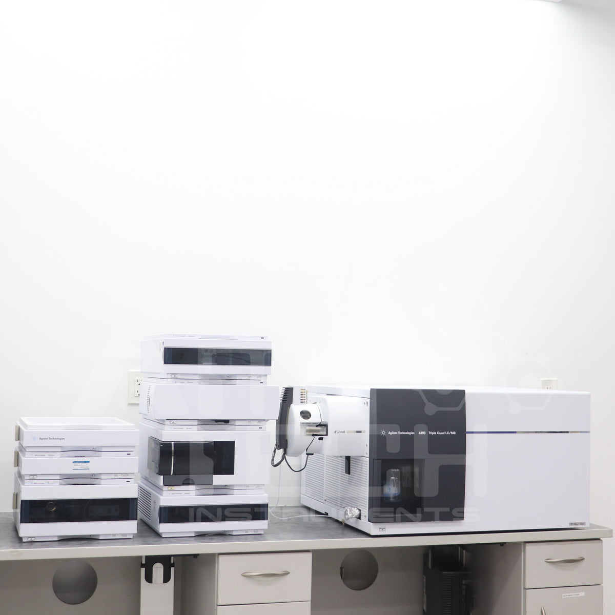 Agilent 6490 Triple Quadrupole LC-MS/MS System w/ 1200 1260 Infinity F ...